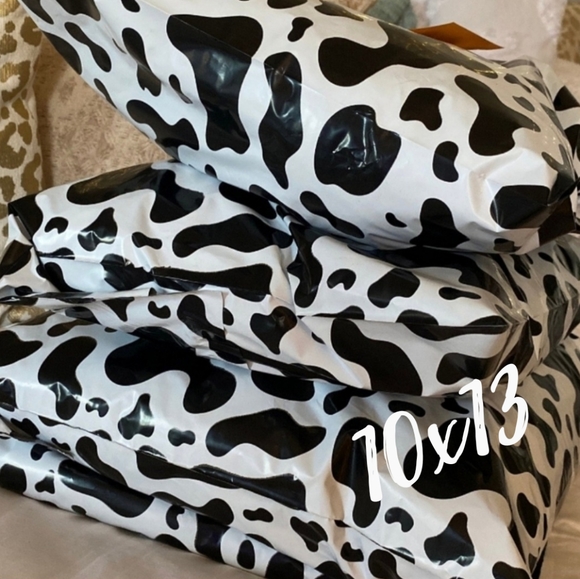 Office | 1 Ct Poly Mailers Cows | Poshmark